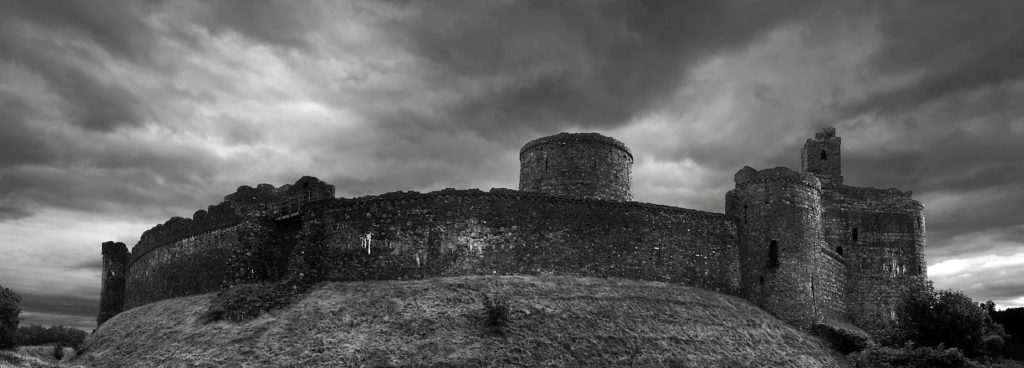 Castle Graphics – Wide-angle watcher on life’s ancient tales…